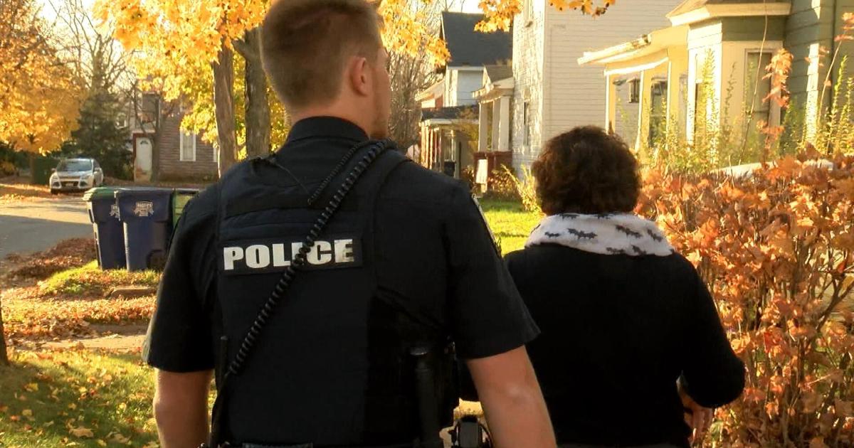 Authorities Visit Sex Offenders Homes On Halloween Top Stories