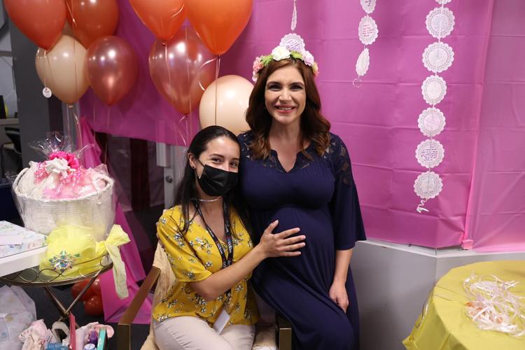 Katiria Soto recibe mucho amor de sus compañeros de trabajo | Galerías ...