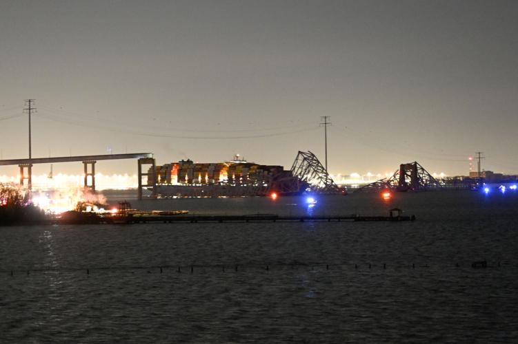 Tragedia en Baltimore: barco choca con puente y lo derrumba | Noticias ...