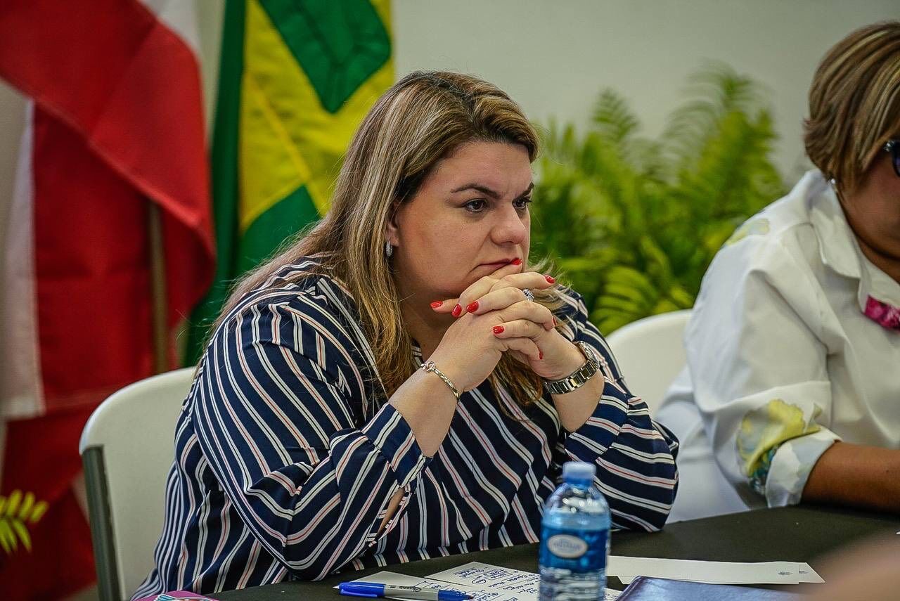 Otro fuera: gobernadora retira el nombramiento de Arthur Garffer para ...