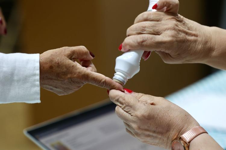 Así transcurrieron las primarias del PPD y PNP | Noticias | wapa.tv