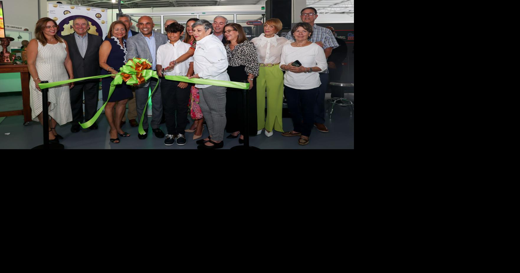 Chef Piñeiro celebra nuevo logro: una nueva fábrica en Bayamón | Hecho ...