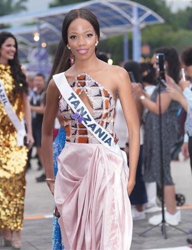 Concursantes de Miss Universe disfrutan del Carnival Magic en Phuket ...