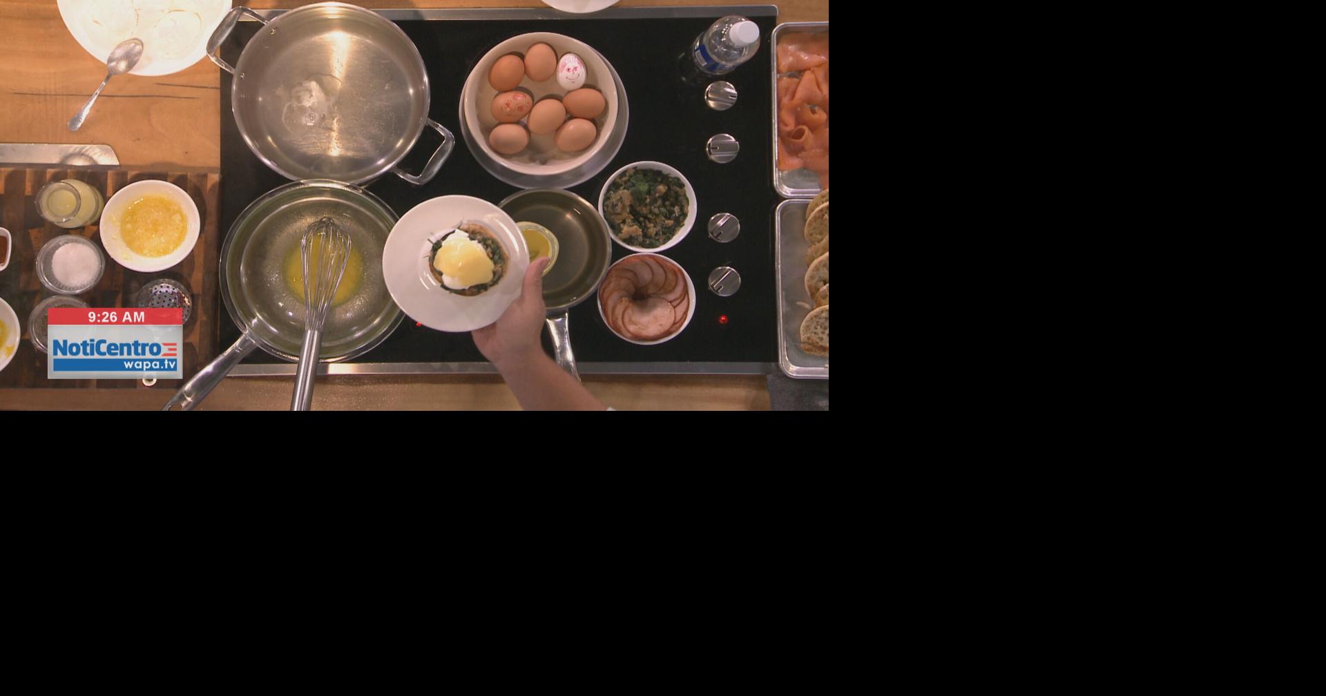 Chef Colo prepara una salsa holandesa para huevos benedictinos ...