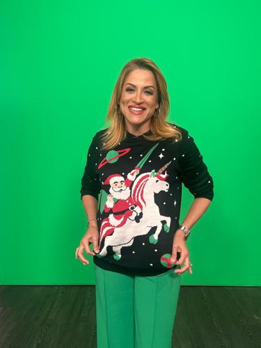 Reporteros de Noticentro Al Amanecer lucen sus ugly sweaters | Noticias ...