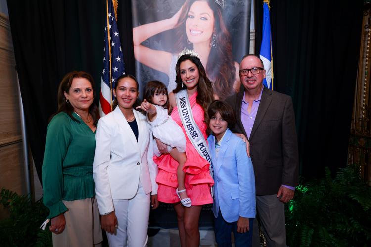 Reconocen a Jennifer Colón, Miss Universe PR, en la Cámara de ...