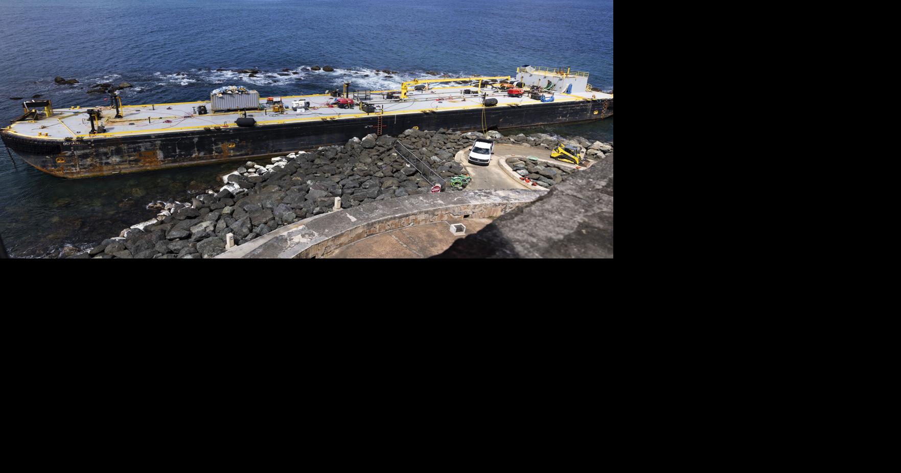 Anuncian plan para remover barcaza encallada frente a El Morro ...