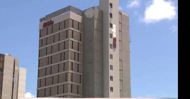 Reportan robo en edificio de la Aeela | Locales | wapa.tv