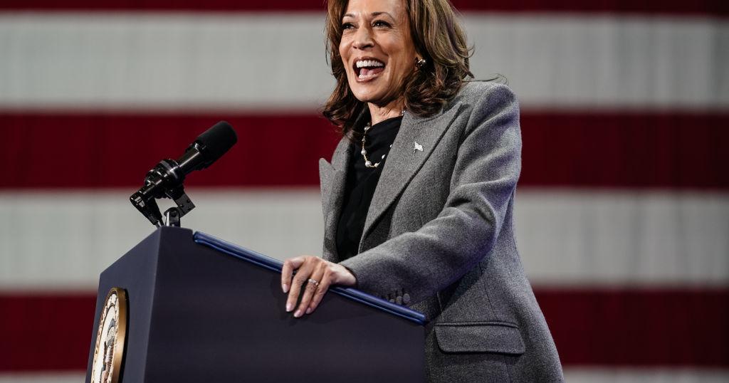 Kamala Harris cumple 60 años pero prefiere hablar de la edad de Trump ...