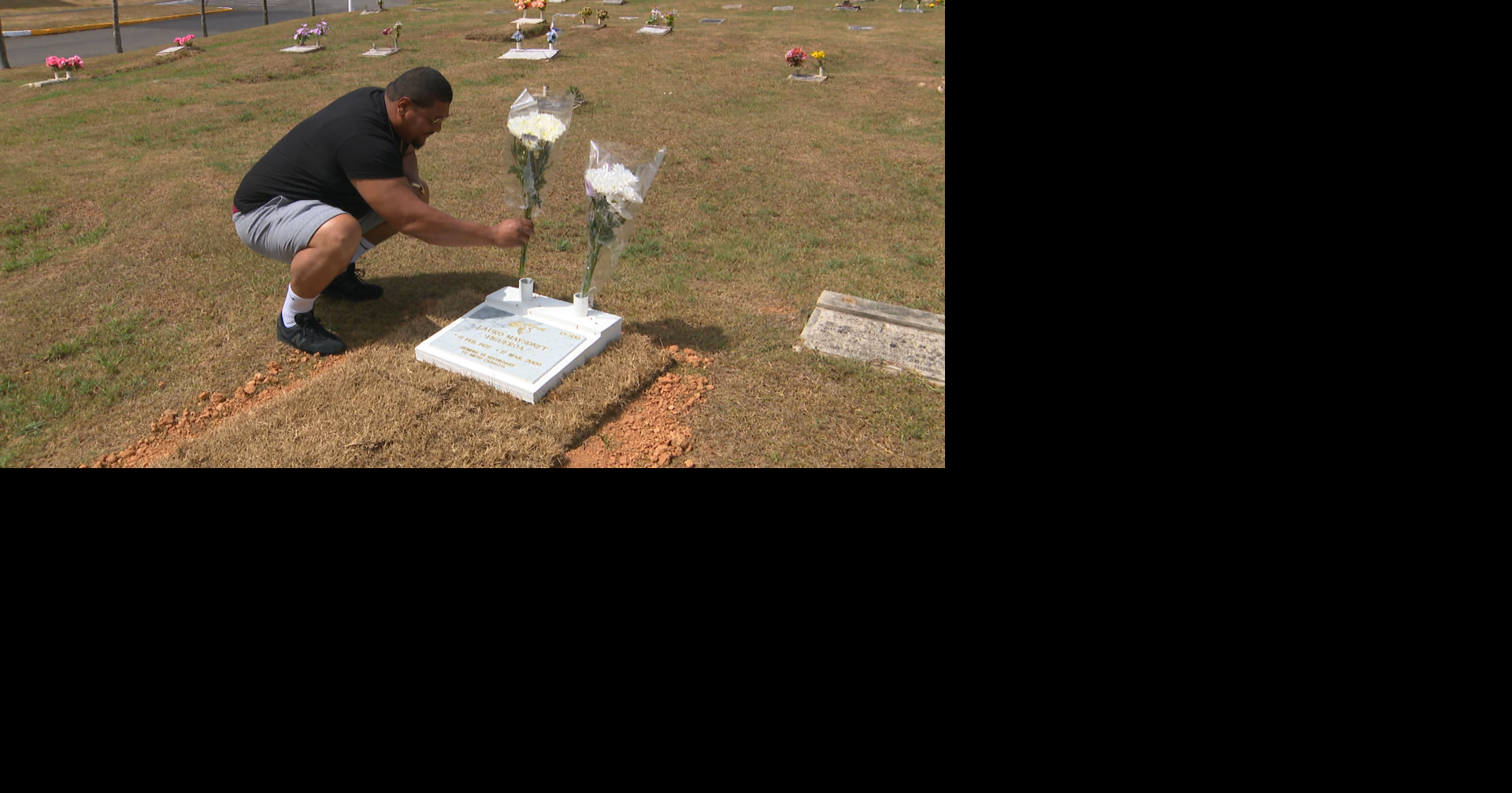 Cientos visitan a sus padres en los cementerios de Puerto Rico ...