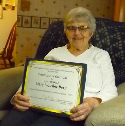 175th Committee Makes a Seasonal Award | News | wapakdailynews.com