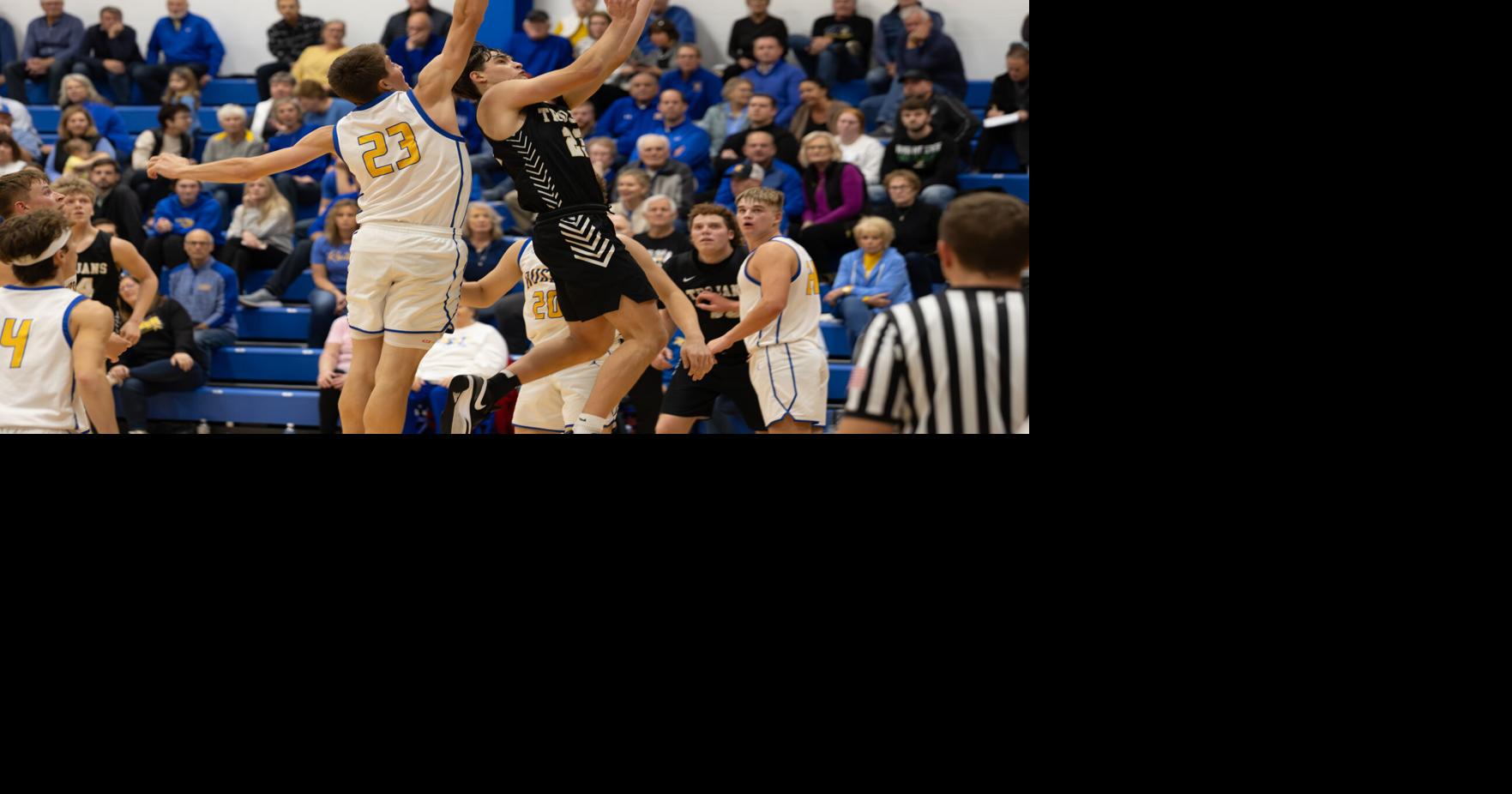 Botkins Boys Fall to Raiders | Sports | wapakdailynews.com