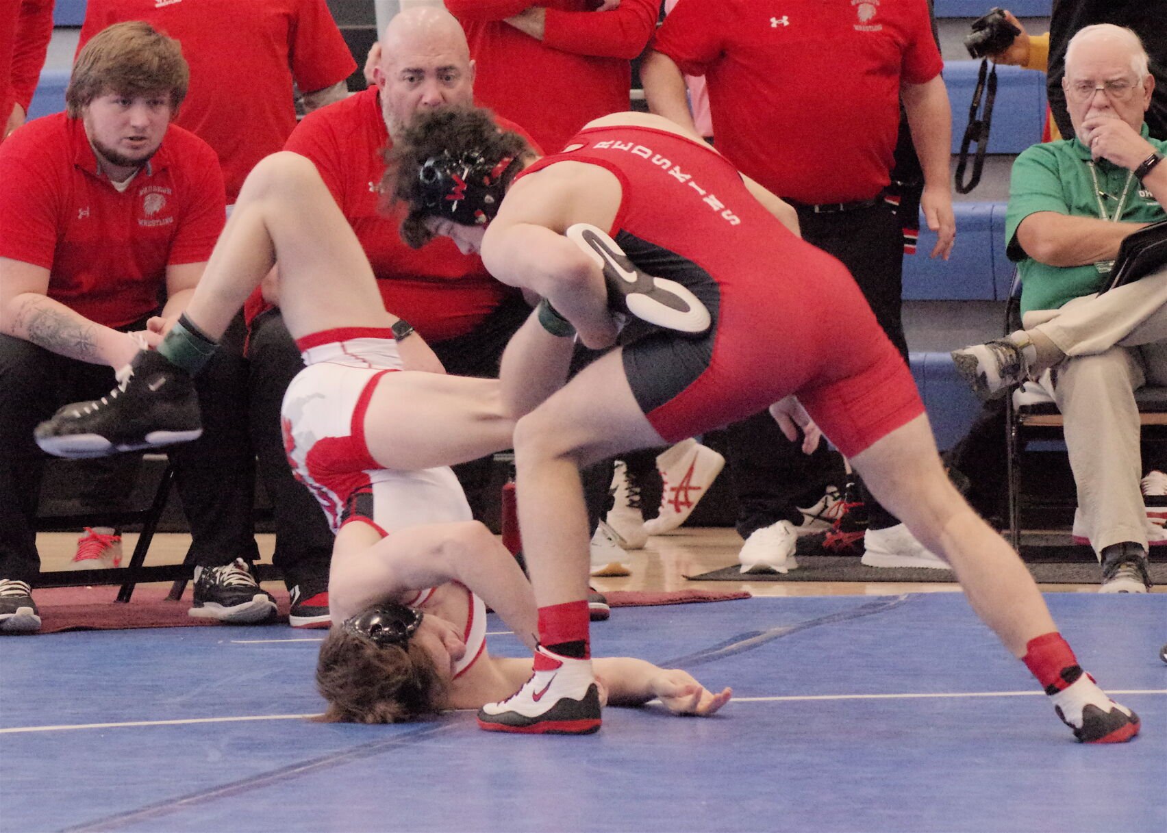 Wrestlers Advance Nine to Districts | Sports | wapakdailynews.com