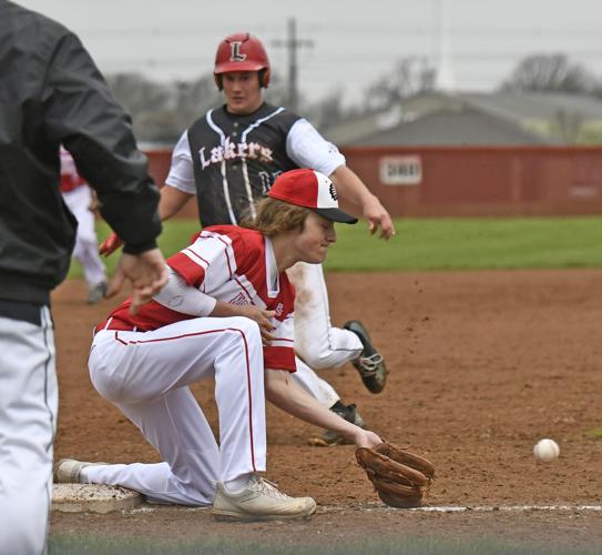 BASEBALL: Wapakoneta falls short in comeback attempt | Sports ...