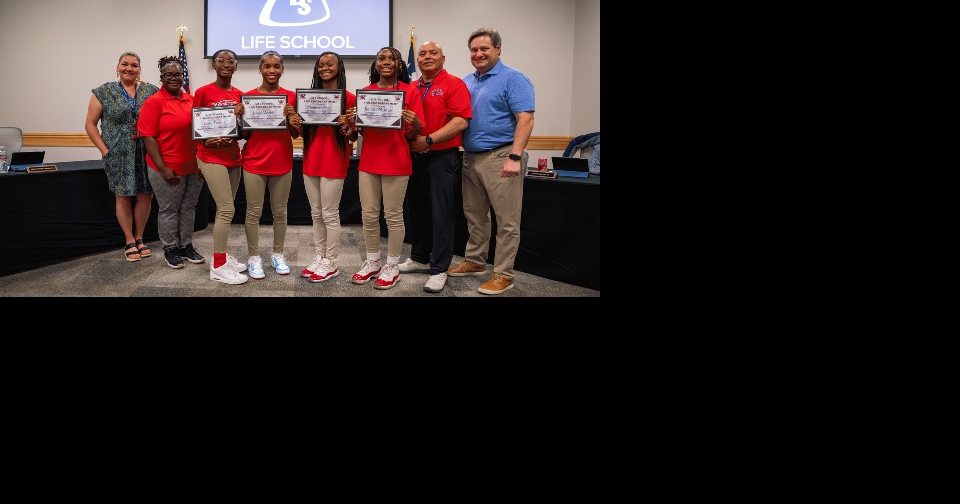 Life Middle School Waxahachie seventh-grade 4x100M relay team sets ...