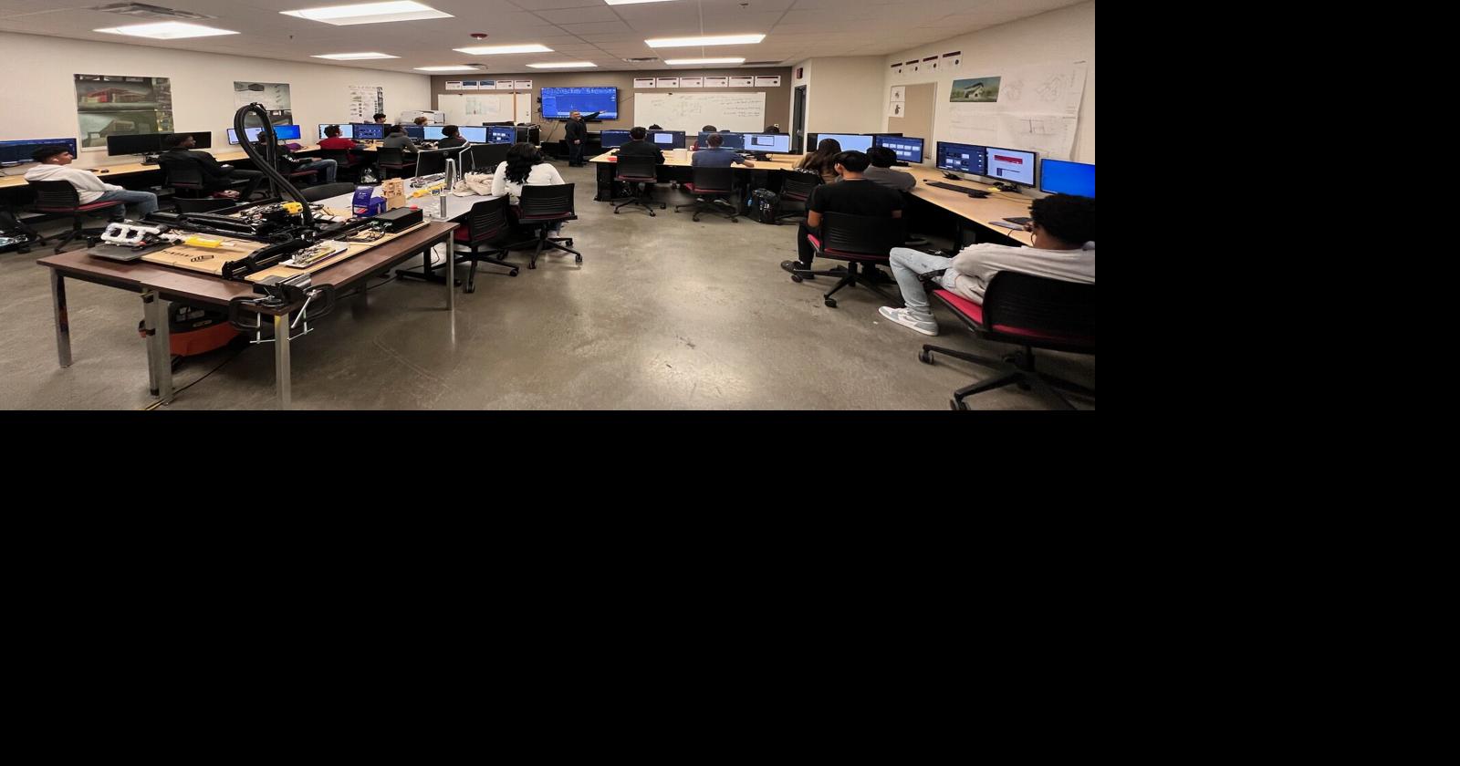 TSTC hosts Red Oak High School students for dual enrollment classes ...