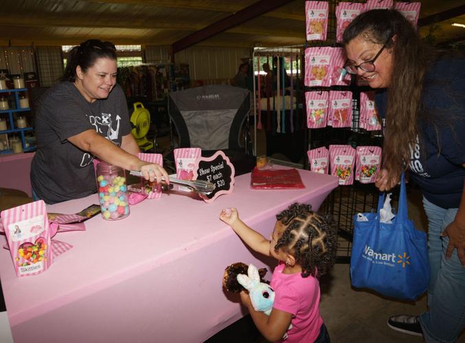 Reigniting a fire through candle making | Business | waxahachiesun.com