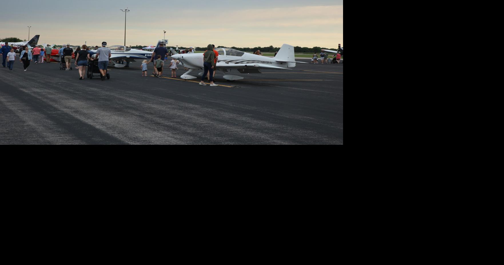 Annual airport fly-in draws the crowd | Business | waxahachiesun.com