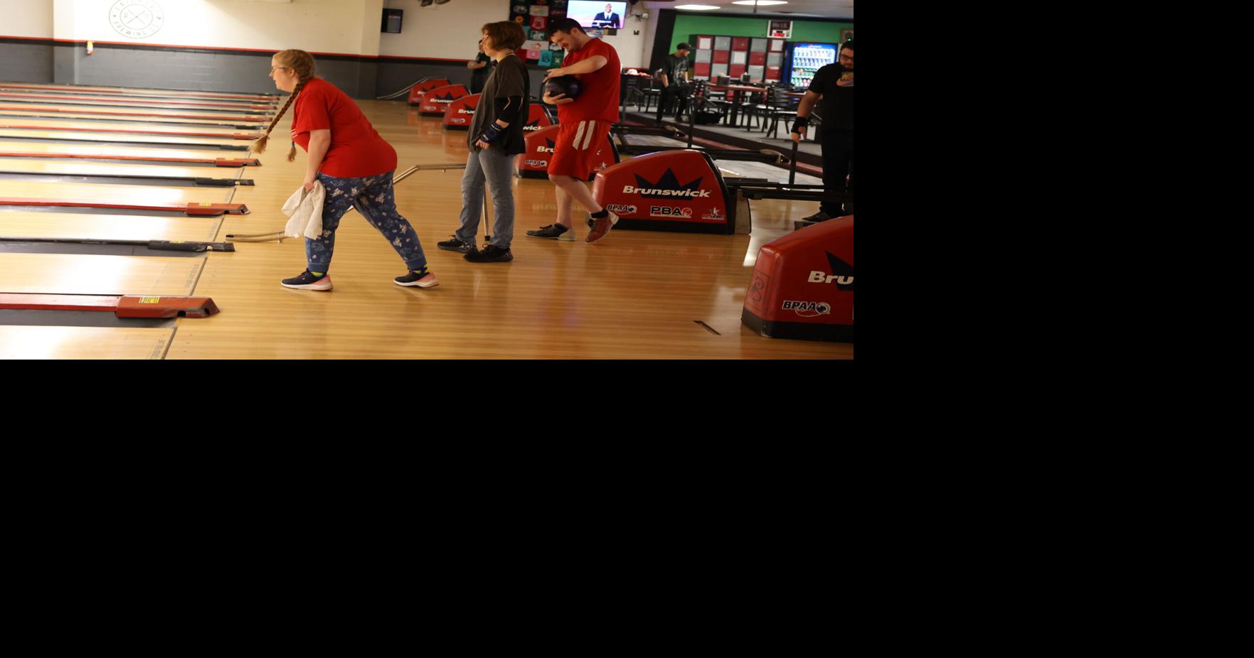 Special Olympic Bowling send-off | Sports | waxahachiesun.com