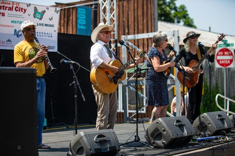 Butterflies, fish bring new generation to Old Central City Days | News | waynecountynews.com