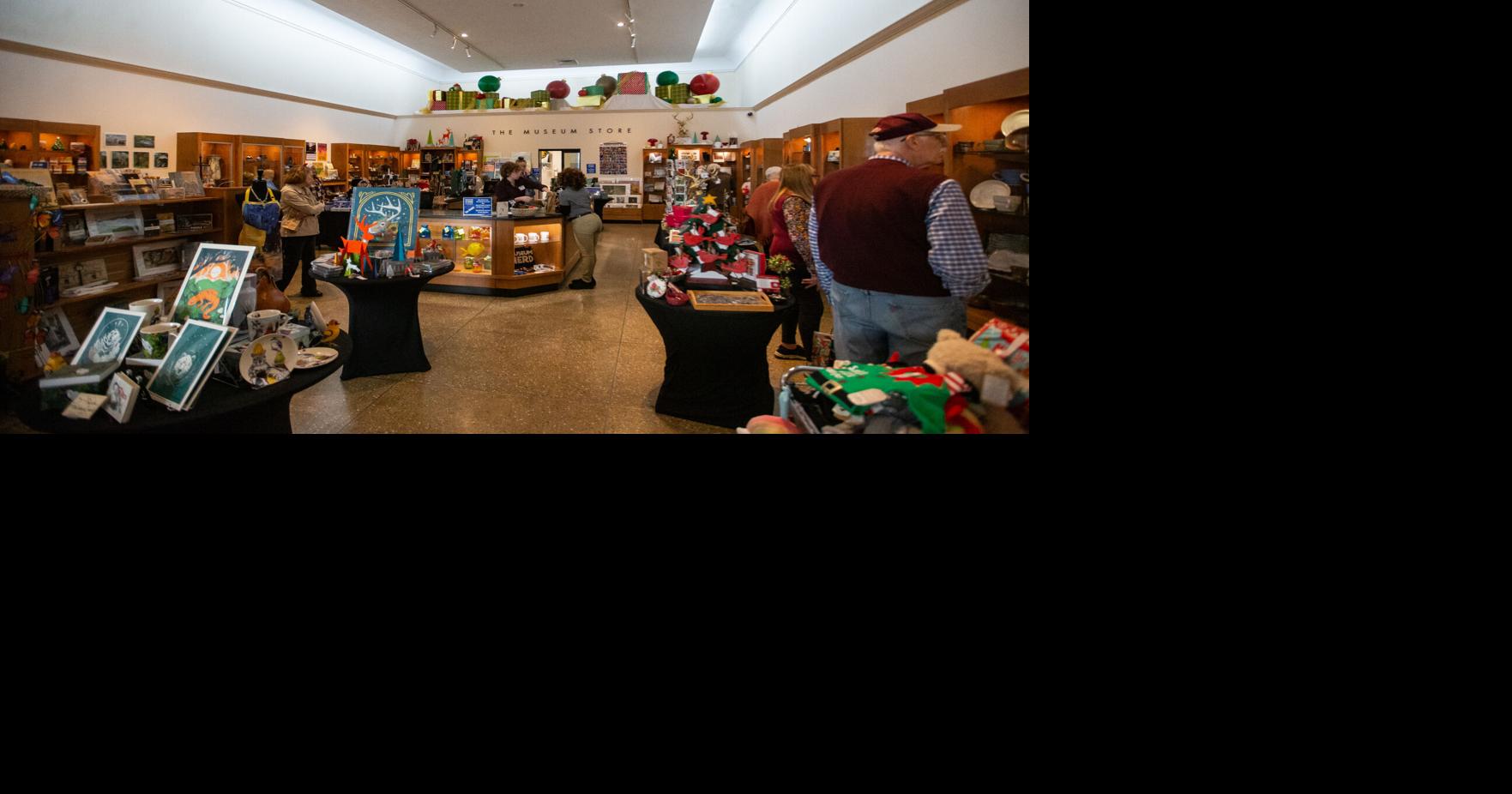 Museum Store sale draws in shoppers | News | waynecountynews.com