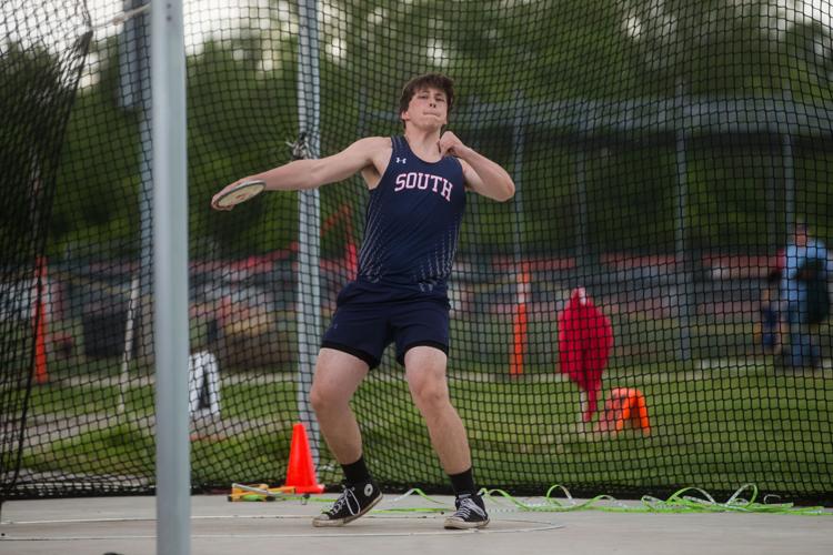 Prep track and field: Highlanders sweep Class AAA Region 4 titles ...
