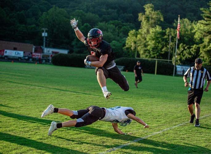 Wayne athletes of all ages recognized at annual Meet the Pioneers event ...