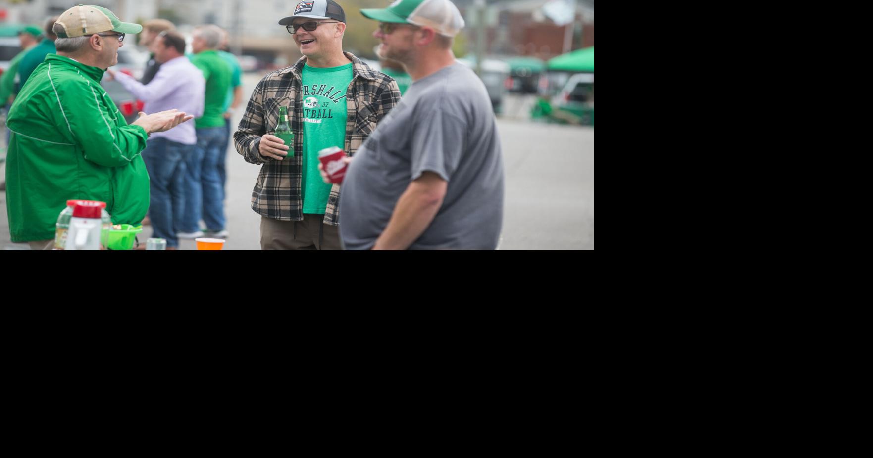 Photos: Marshall fans tailgate before JMU game | | waynecountynews.com