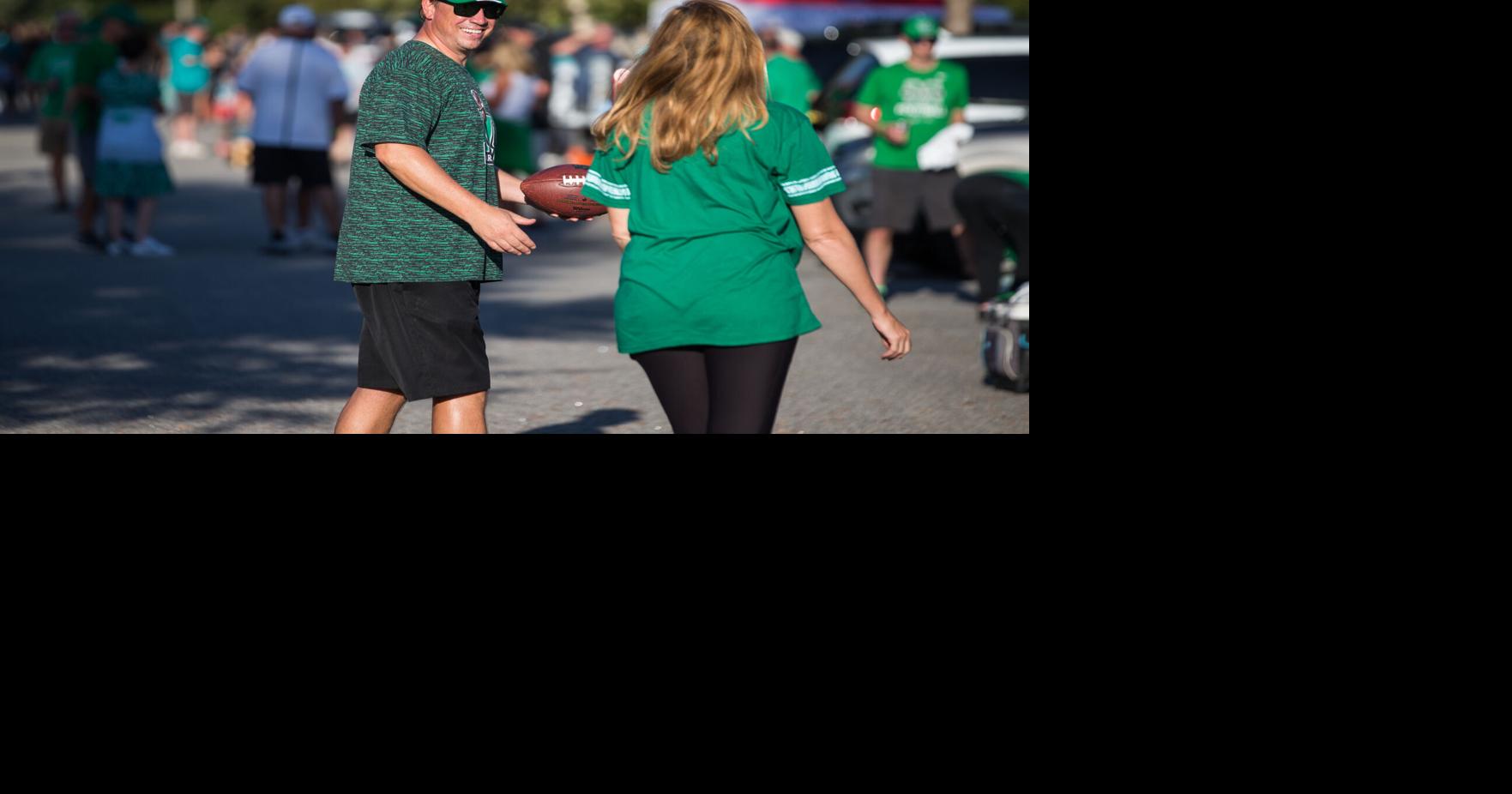 Photos: Marshall fans tailgate in Conway, S.C. | | waynecountynews.com