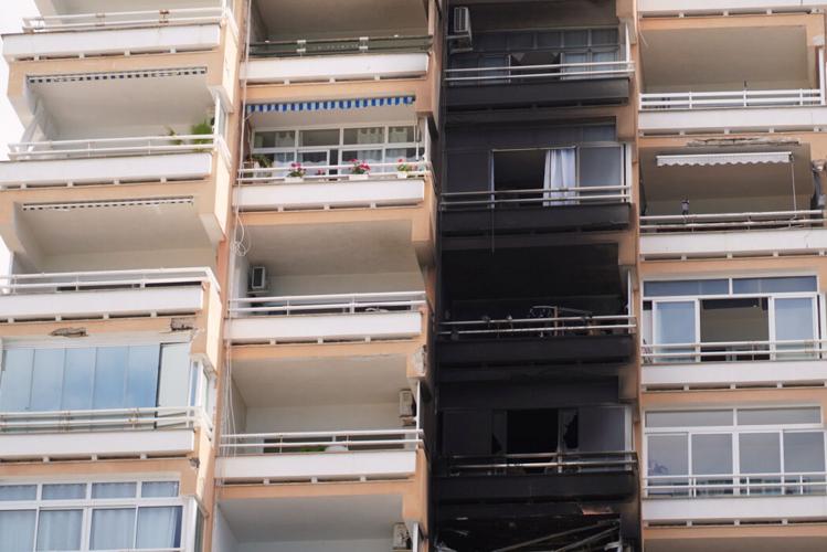 A fire on the Spanish island of Mallorca kills 2 people and injures ...