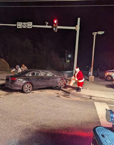 Santa Claus Helps Trappe VFC With Accident Response | Latest News ...