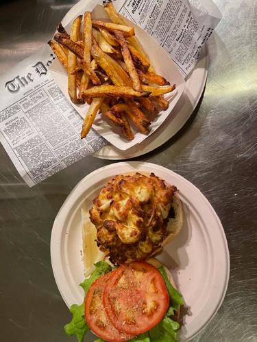 Squeaky’s Cafe – Jumbo Lump Crab Cake | Community | wboc.com