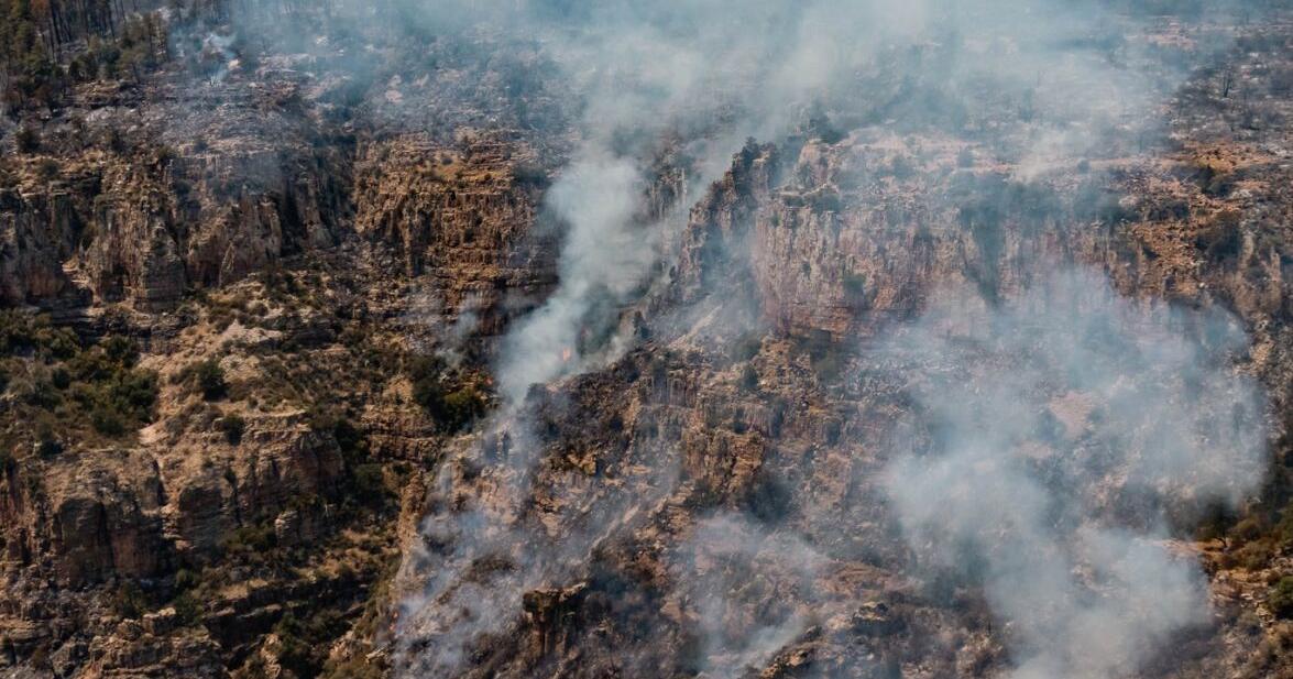 Delaware firefighters deploying to Arizona to help battle vast wildfire ...
