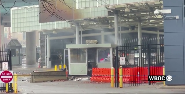 Four Canadian Border Crossings Closed After Explosion At Rainbow Bridge ...