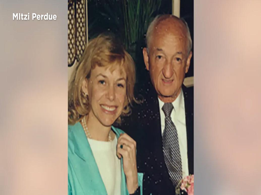 Mitzi Perdue Will Auction Off Emerald Engagement Ring To Help Ukrainian ...