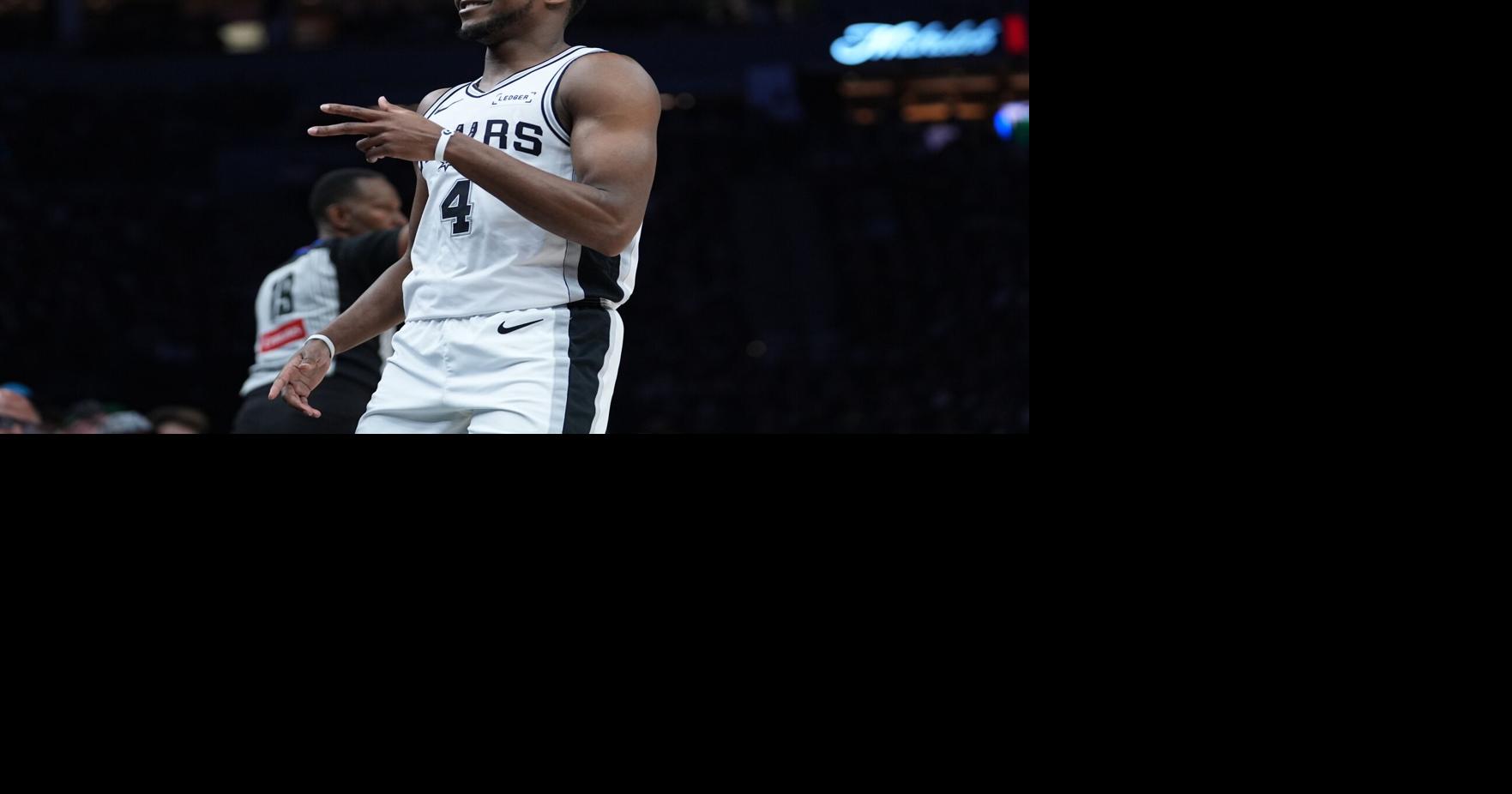 Spurs' De'Aaron Fox out of Game 2 of West finals against Thunder with ...