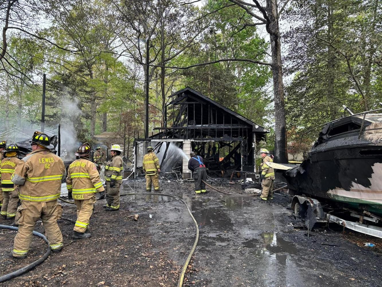Fire destroys reportedly abandoned trailer home in Millsboro | Latest ...