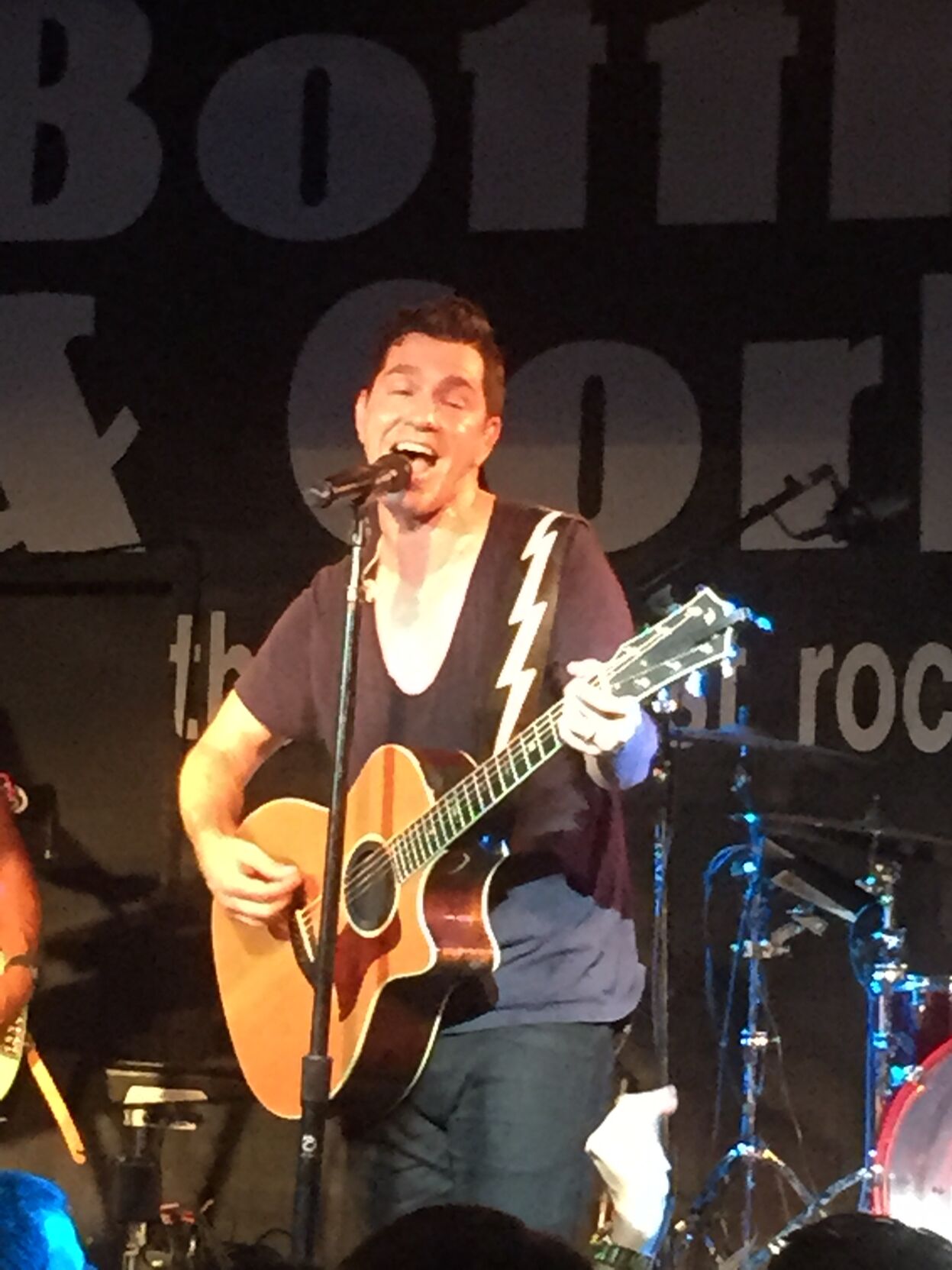 Sold Out Andy Grammer Show in Dewey Beach, Del. | Delmarvalife | wboc.com