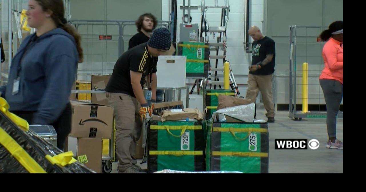 Look Inside Amazon's Seaford Warehouse Days Before Christmas Holiday ...