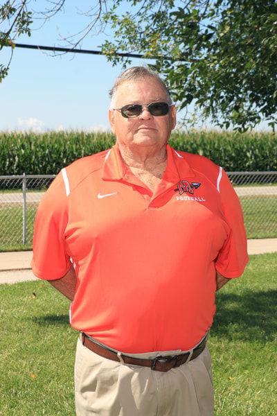 Minooka Football Coach McCombs Resigns | Local News | wcsjnews.com