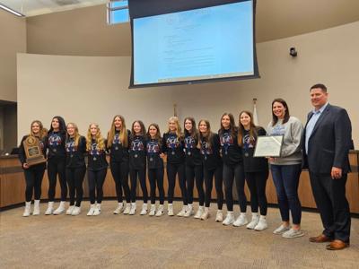 Saratoga Volleyball Team Honored By Morris City Council | Local News ...