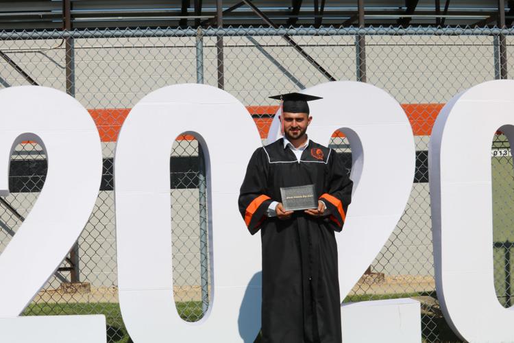 Minooka High School Graduation Ceremony Pays Tribute to Class of 2020 ...