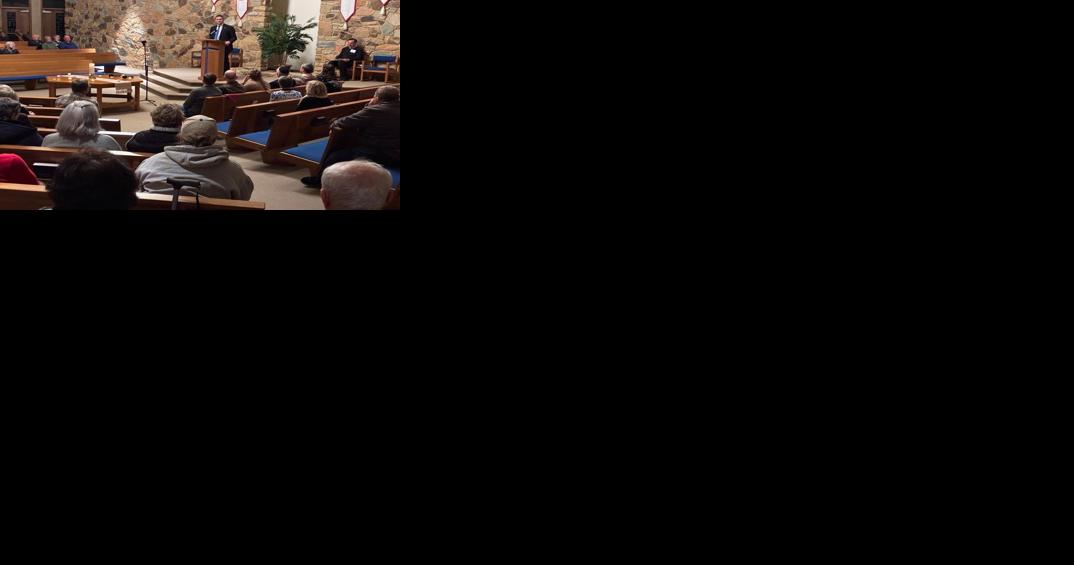 Interfaith vigil in solidarity with victims of ICE | The Latest from ...
