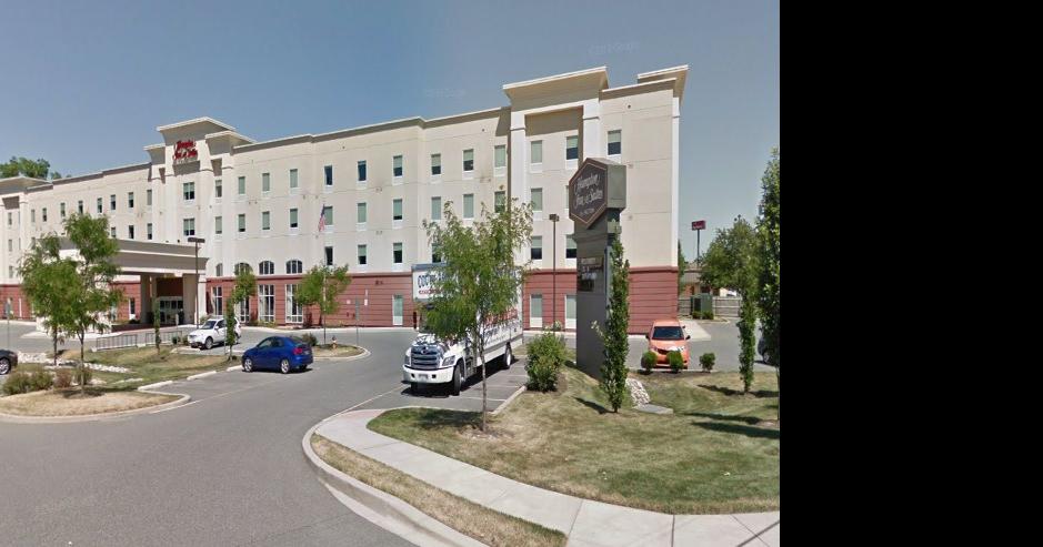 Twin sisters charged with assault after alleged unauthorized pool use ...