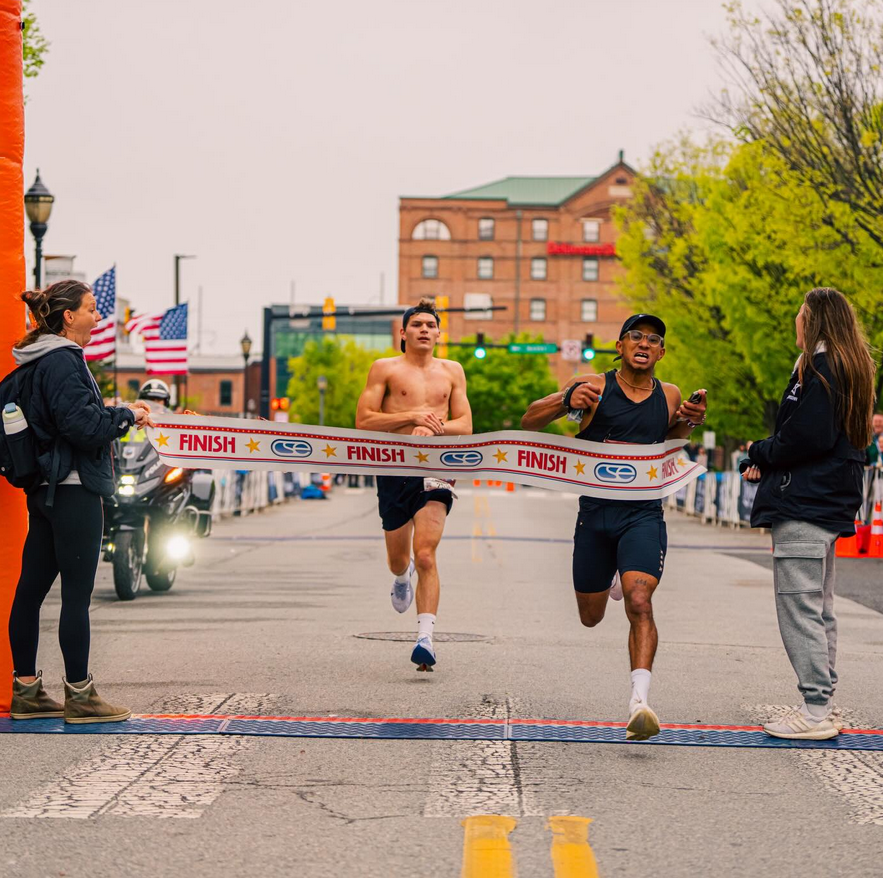 Late sprint leads to close finish in Delaware Marathon | The Latest ...