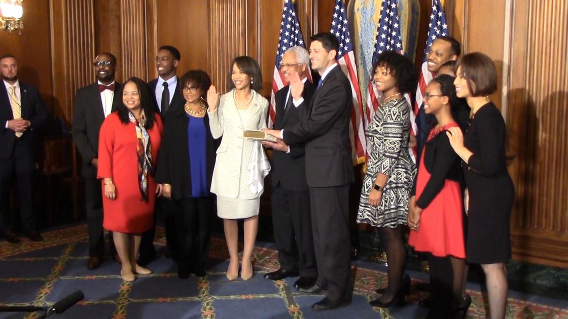 Delaware makes history: Lisa Blunt Rochester sworn in to Congress ...