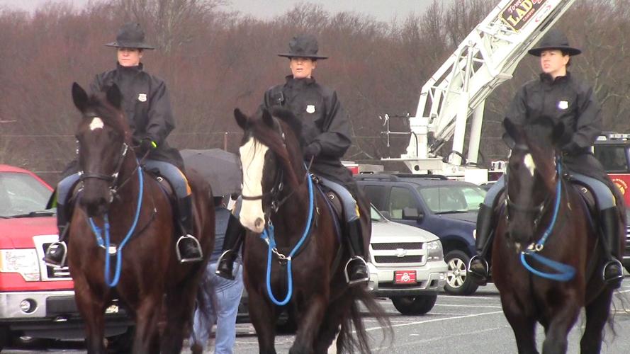 VIDEO | Solemn day in Smyrna as Lt. Steven Floyd is remembered | The ...