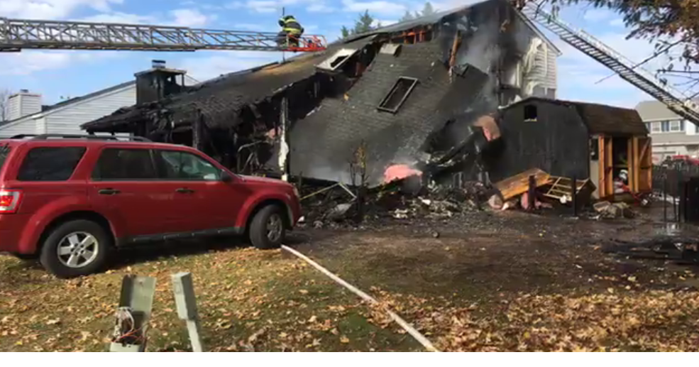 VIDEO | Front of home collapses during New Castle fire | | wdel.com