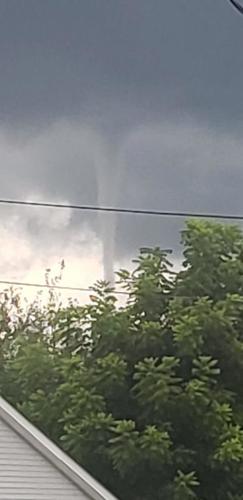 Cold air funnel clouds spotted over Wilmington, Pennsville, NJ | The ...