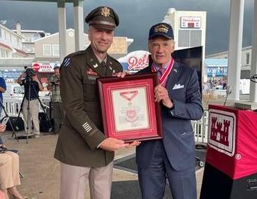 Sen Carper presented with medal to recognize support of U.S. Army Corps ...